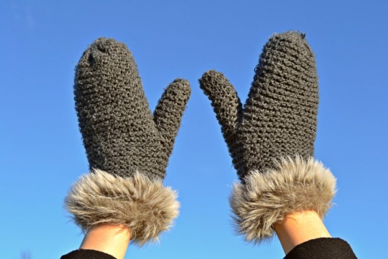 what-you-need-to-know-about-cold-weather-safety-rinehart-insurance-agency